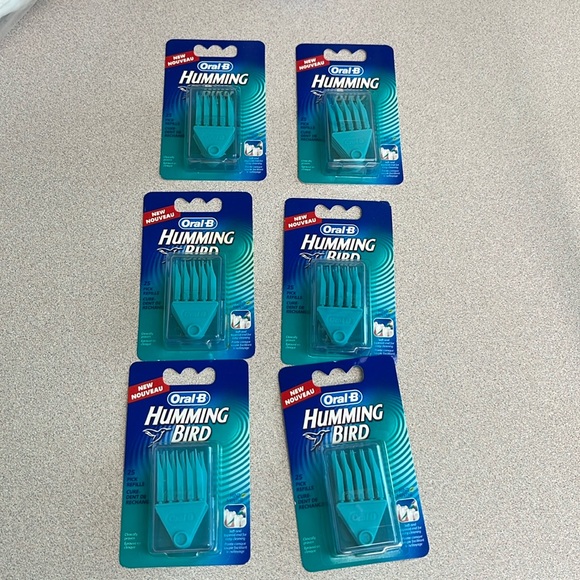 Oral-B | Other | Oral B Hummingbird Pick Refills Flossers Packs Of 25 ...